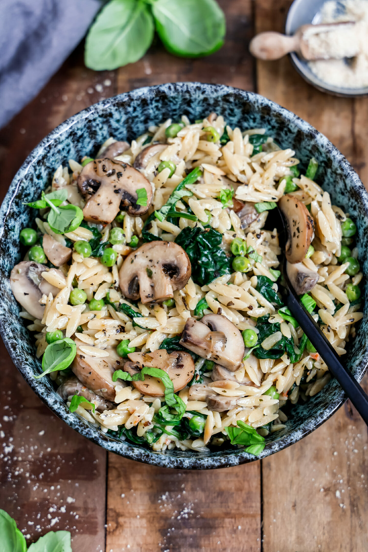 Veganes Orzo Risotto | Cremige One-Pot Orzo Pasta | byanjushka